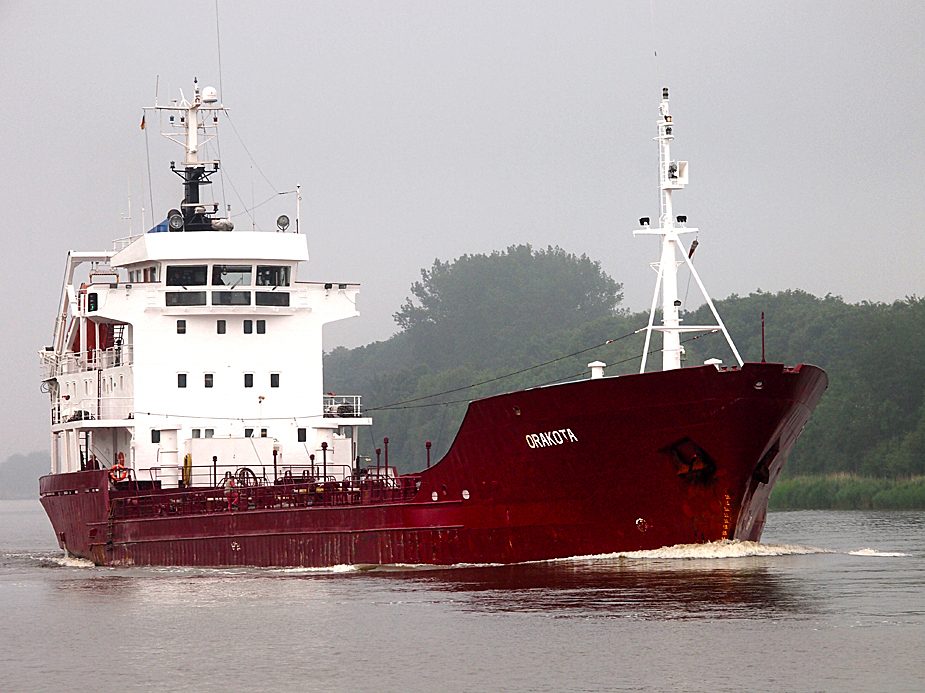 Sjöfartstidningen - M. H. Simonsen säljer två tankfartyg