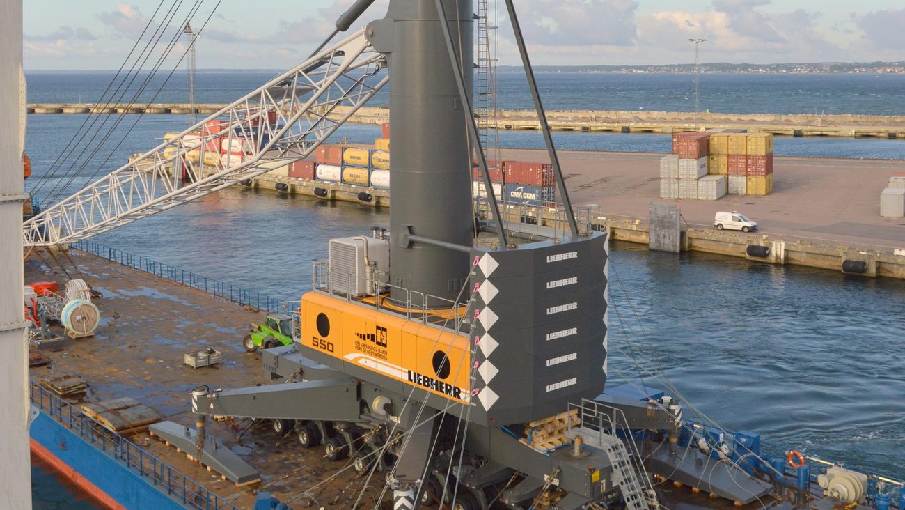 Sjöfartstidningen - Ny containerkran i Helsingborg