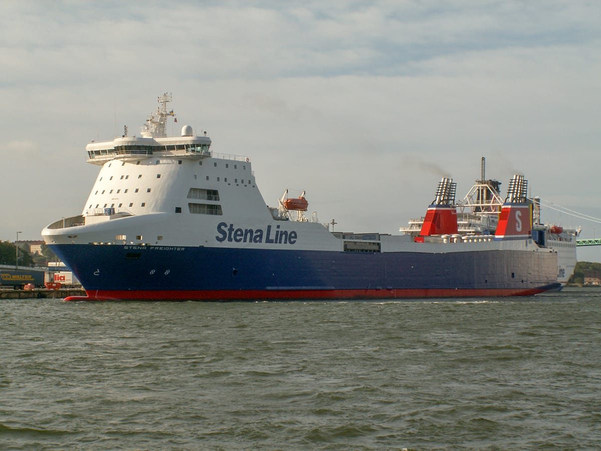 Sjöfartstidningen - Stena Freighter blir avfyrningsbas